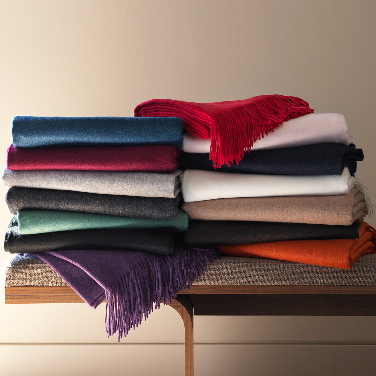 What Is the Softest Fabric for Blankets? A Material Guide – SofiaCashmere